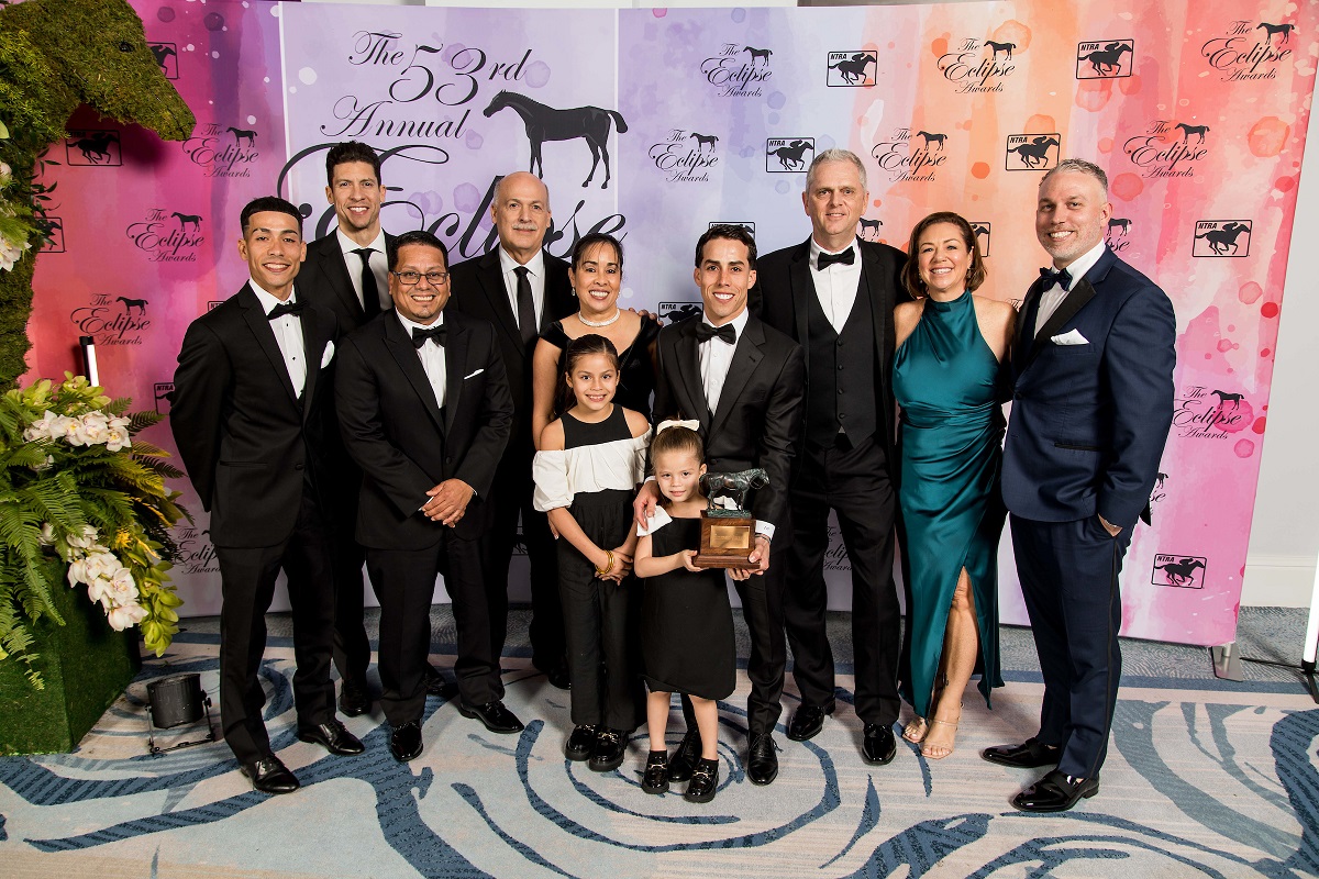 Bill Mott, Cody's Wish y Godolphin fueron los más destacados en los Eclipse Awards 2023 ...